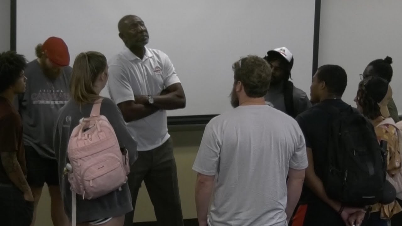 Former NBA Player and Coach of the Year speaks to TROY students ...