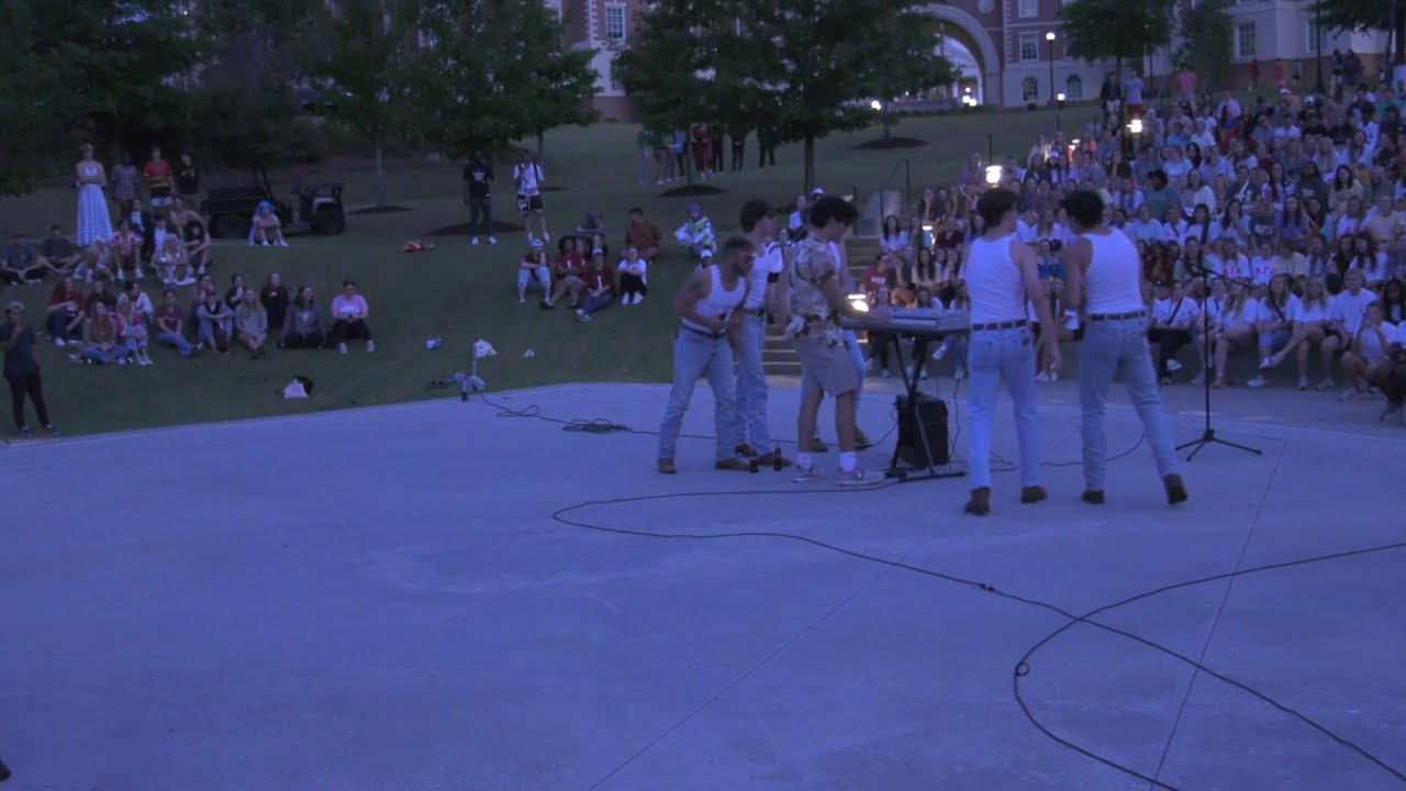 Students show out during Homecoming Skit Night - TrojanVision