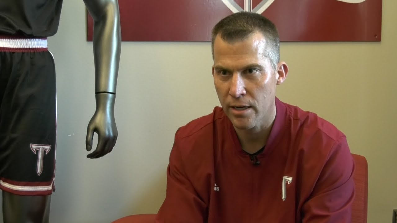 Head Coach Scott Cross reaches 300th career win - TrojanVision