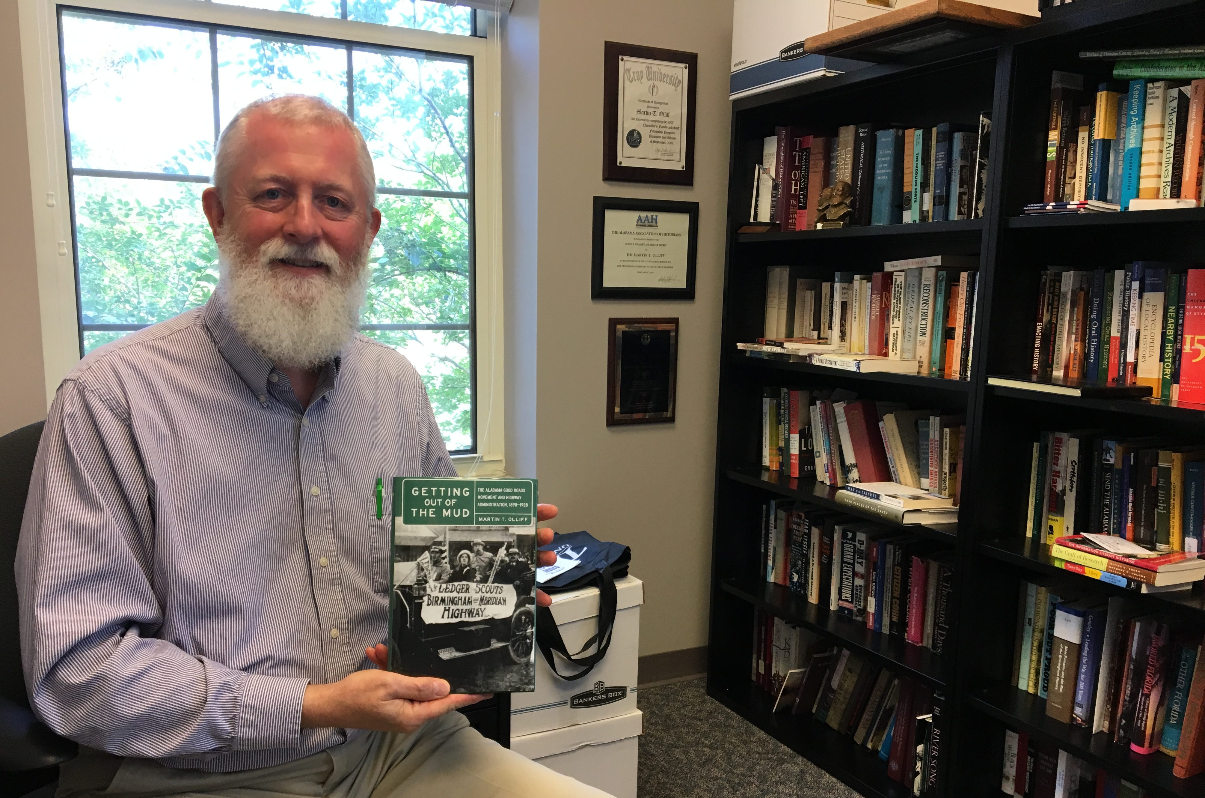 Professor’s new book shines light on Progressive Era middle class ...