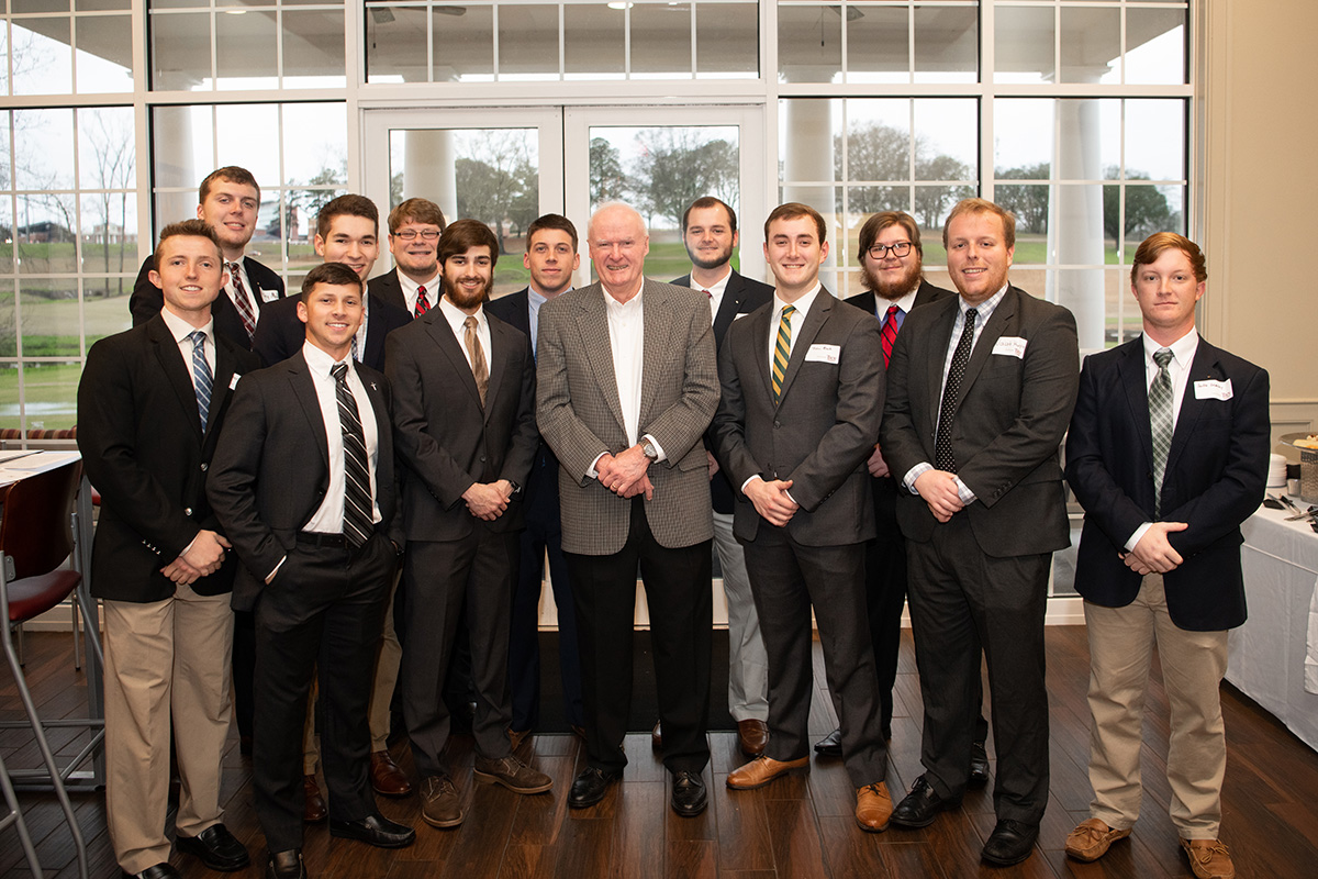 McLendon shares stories, inspiration from the PGA Tour in new book ...