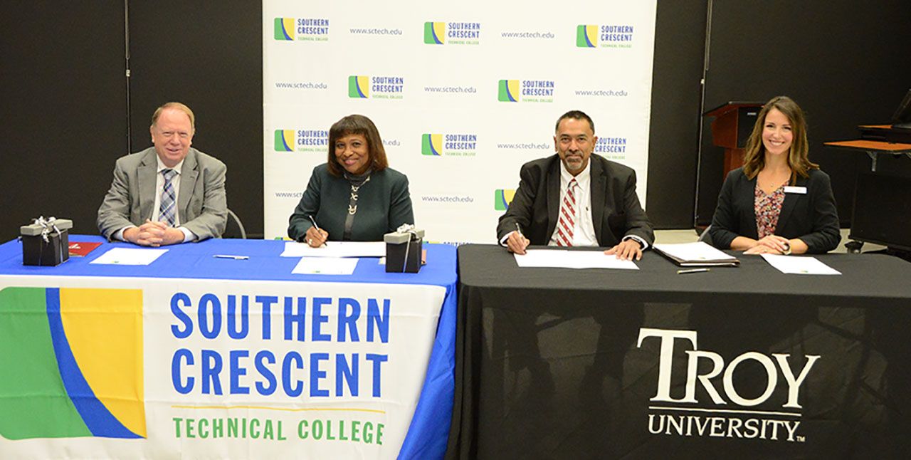 TROY and SCTC sign agreement to clear pathways for students to earn ...