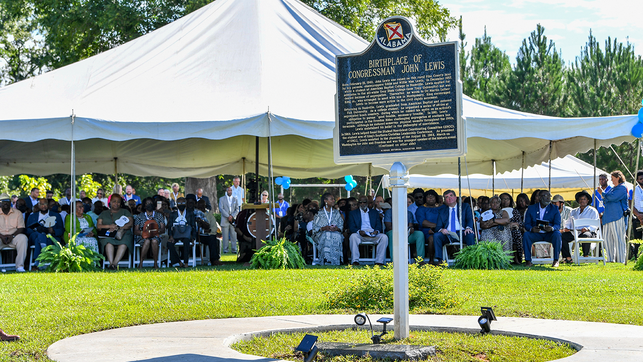 Historical marker unveiled at birthplace of John Lewis - Troy Today