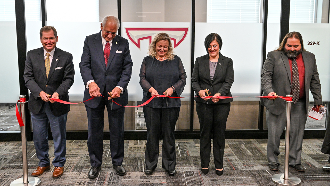TROY cuts ribbon on new Center for Student Success at Montgomery Campus ...