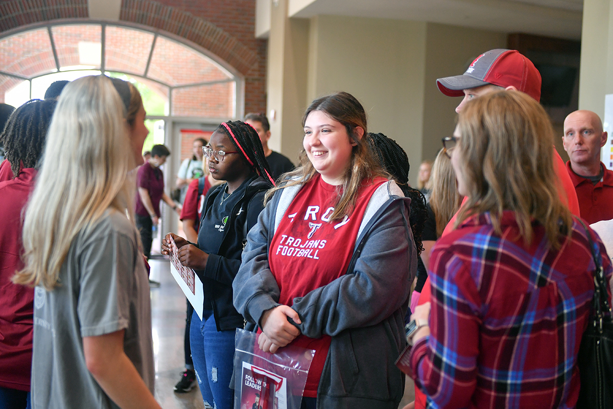 Prospective students learn about life as a Trojan during Spring Trojan ...