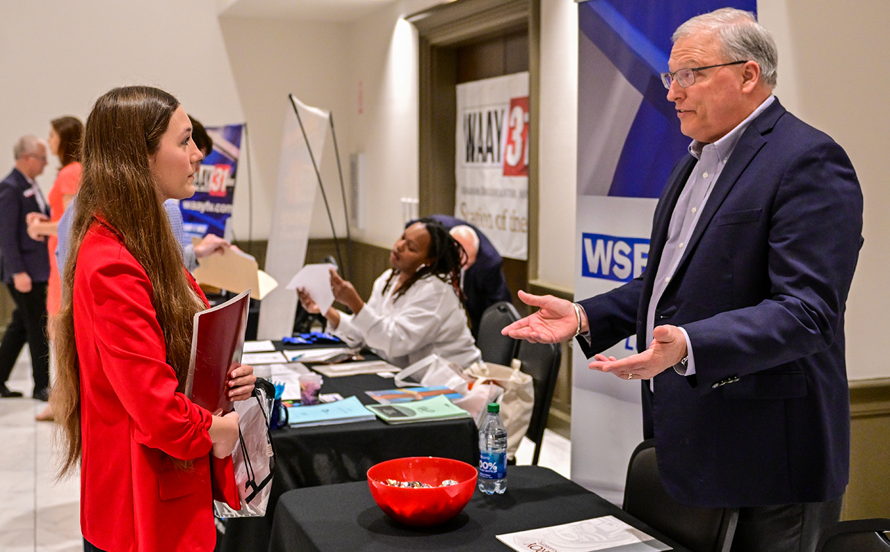 Career-specific job fair brings media outlets in direct contact with ...