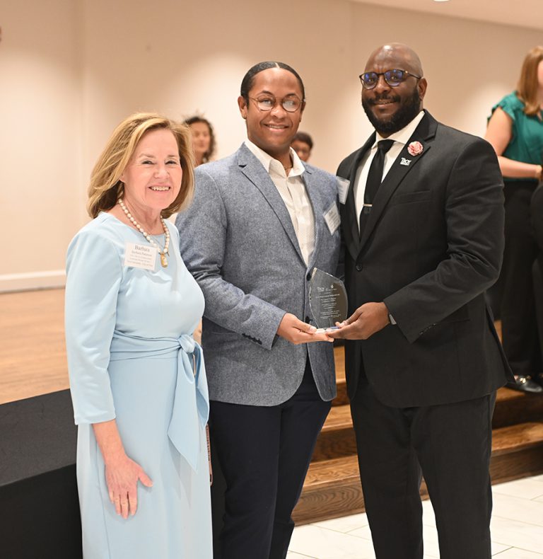 Eight TROY students receive Lamar P. Higgins Leadership Award - Troy Today
