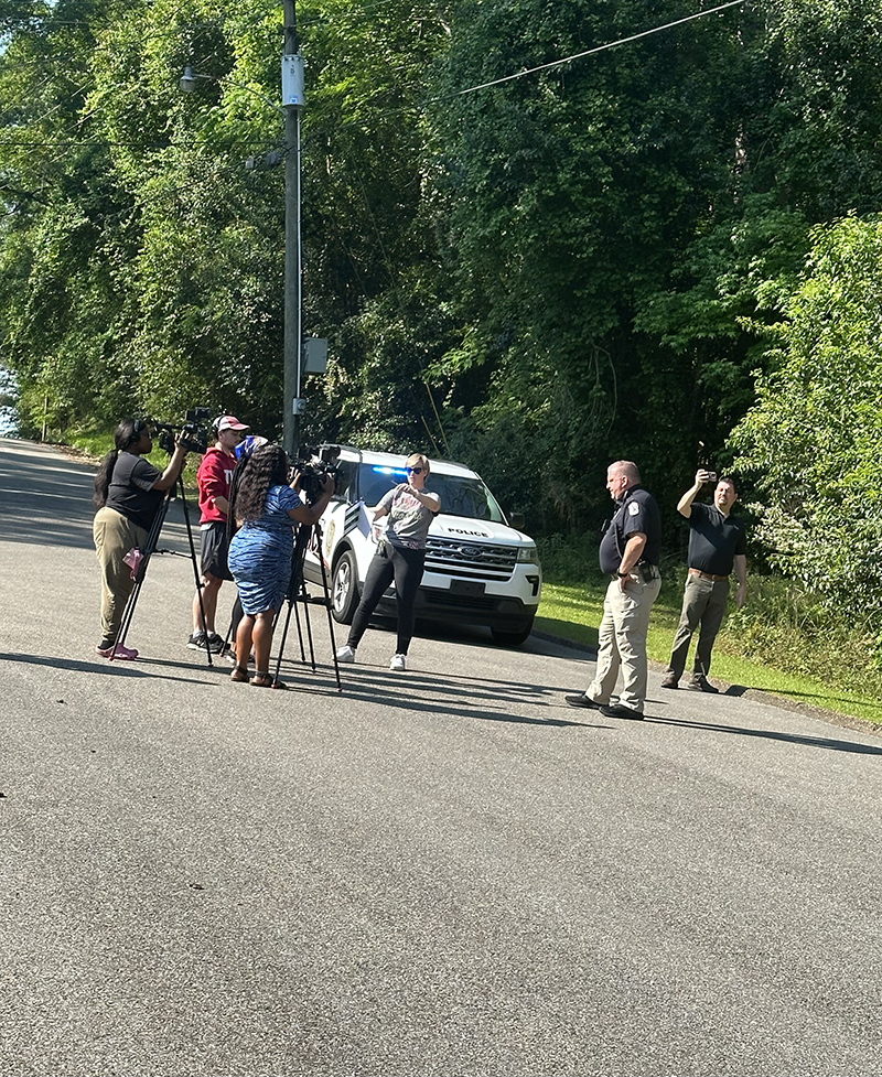 TROY journalism students get field experience in simulated crime scene ...