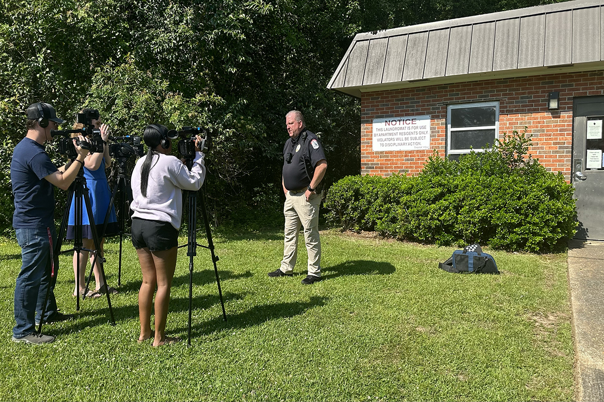 TROY journalism students get field experience in simulated crime scene ...