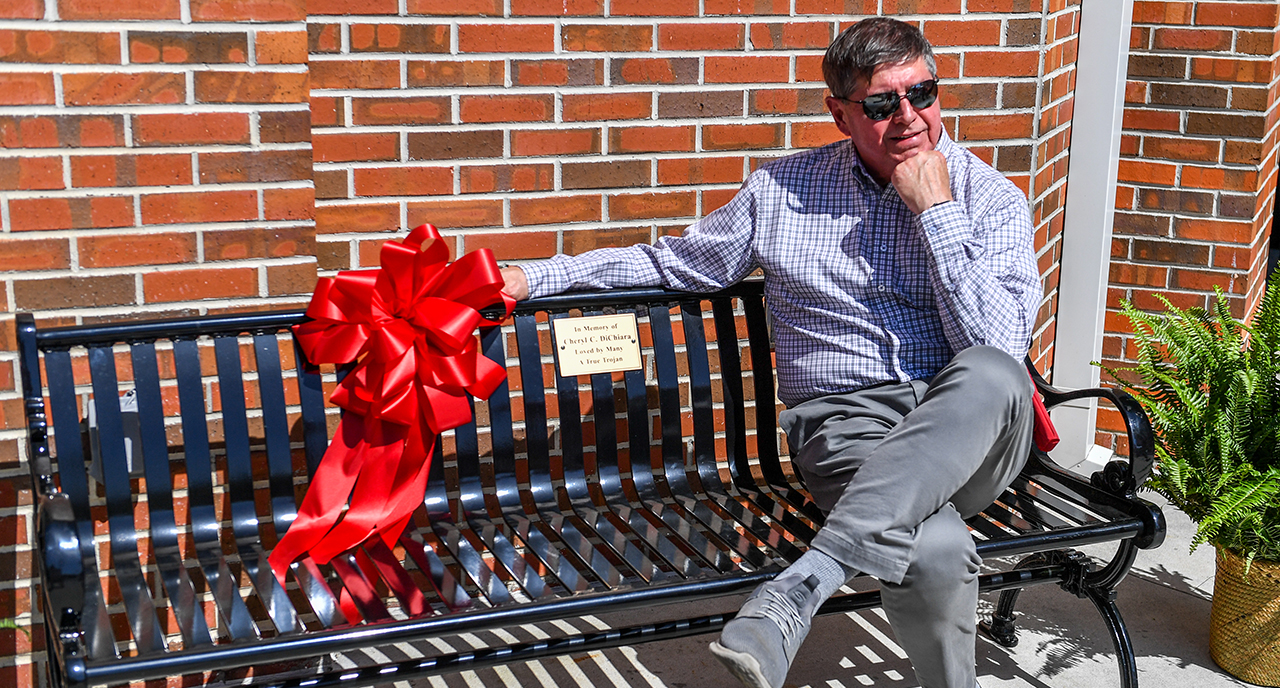 Trojans mourn the loss of long-time University and Team Physician Dr ...