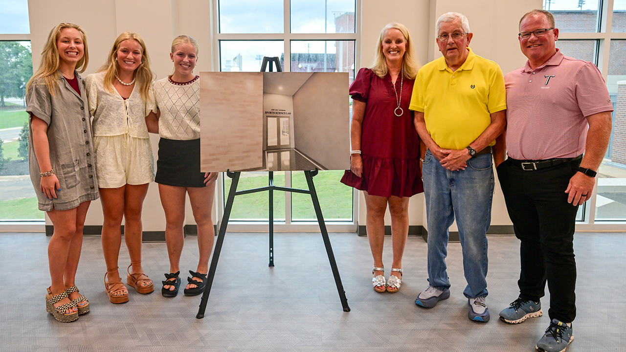 Sports Science Lab in new Jones Hall to bear name of TROY icon John ...