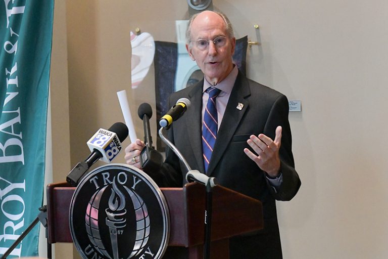 Troy Bank & Trust endows community banking chair at Troy University in ...